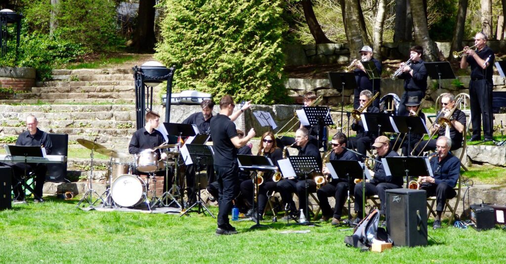 | Camden Public Library